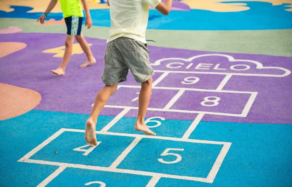 6 Ways Hopscotch Unleashes the Thrill of Outdoor Adventure | Mugen Milano